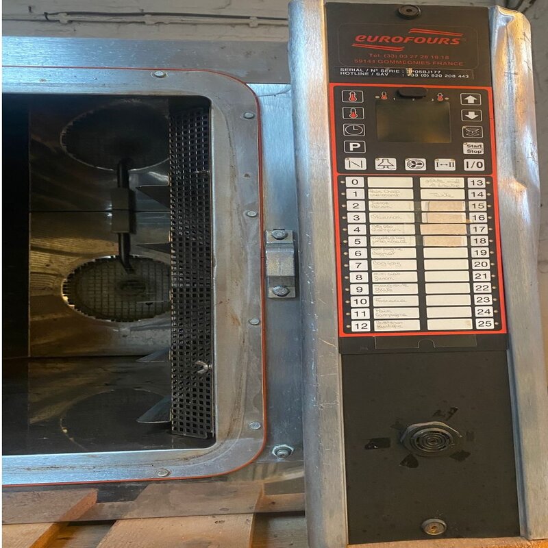 Four Ventilé Électrique 5 Plaques d'Occasion EUROFOURS